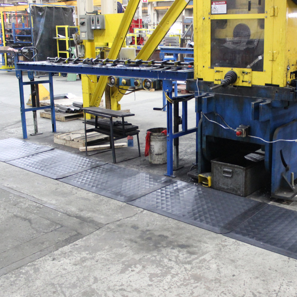 Production - Stand-Safe™ Mats